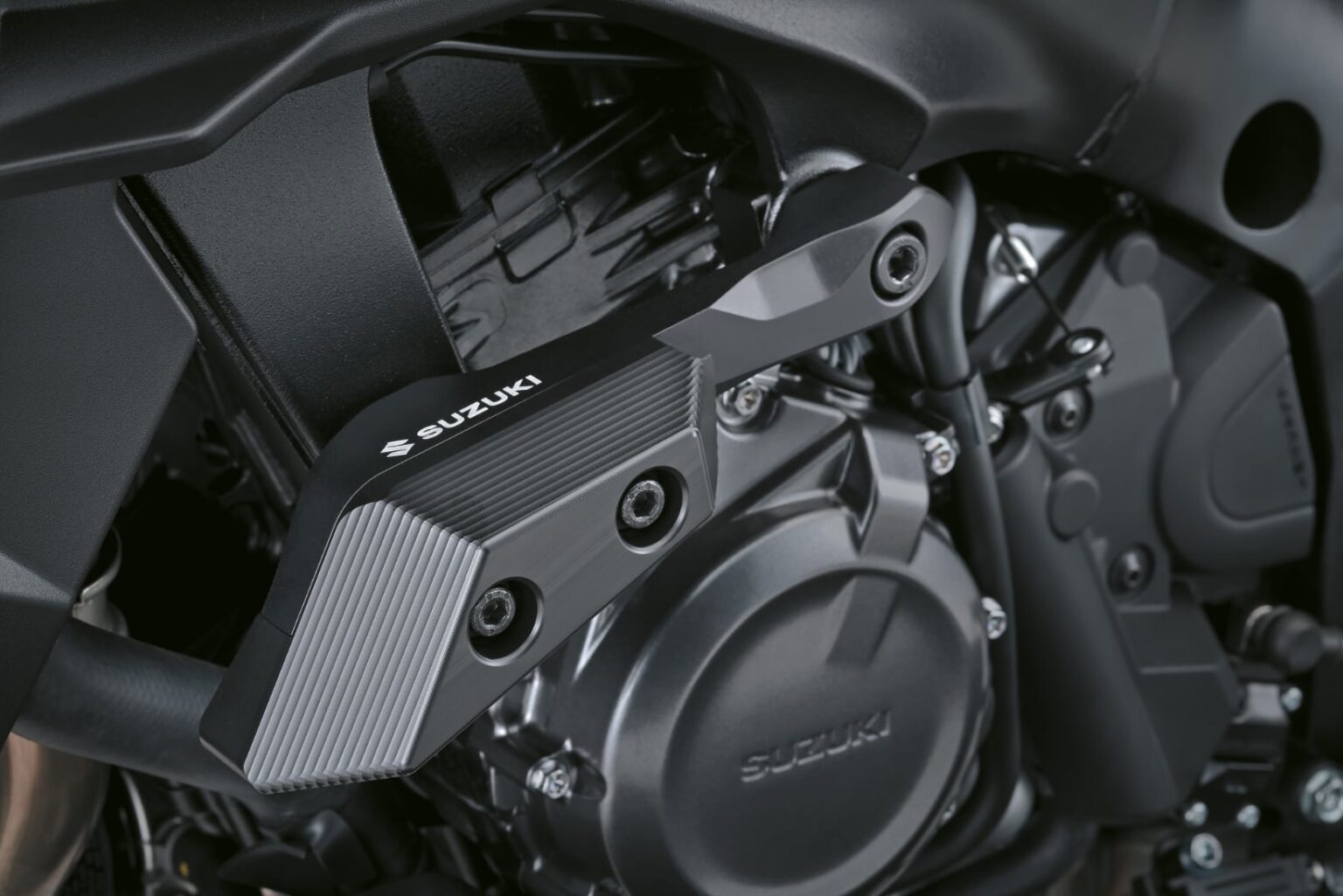 SUZUKI GSX-S1000GX - SUZUKI MOTORCYKLER